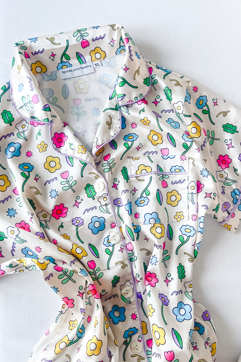 Ditzy Daisy Satin Pajamas Shorts Set – Spikes and Seams