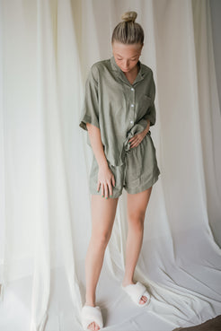 Olive Linen Matching Set – Spikes and Seams